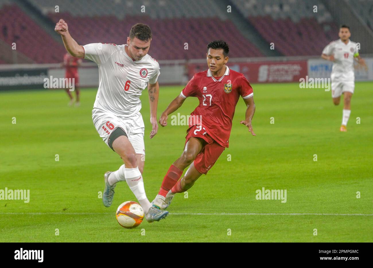 Jakarta, Indonesia. 14th Apr, 2023. Titan Agung Bagus Fawwazi (R) of ...