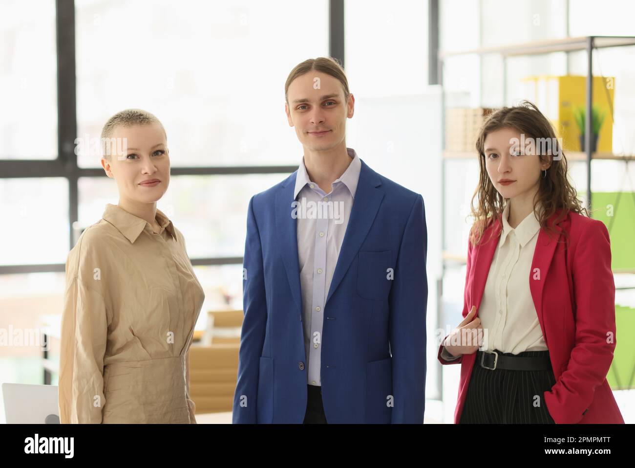 Women outfits at office work hi-res stock photography and images - Alamy