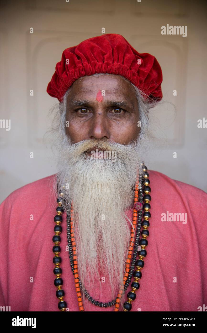 India traditional cap hi-res stock photography and images - Alamy