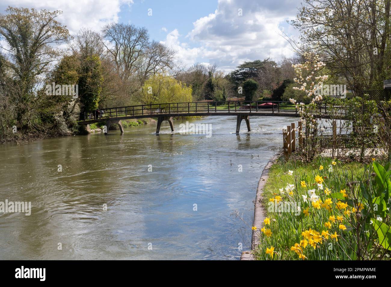 Sonning on thames hi-res stock photography and images - Alamy