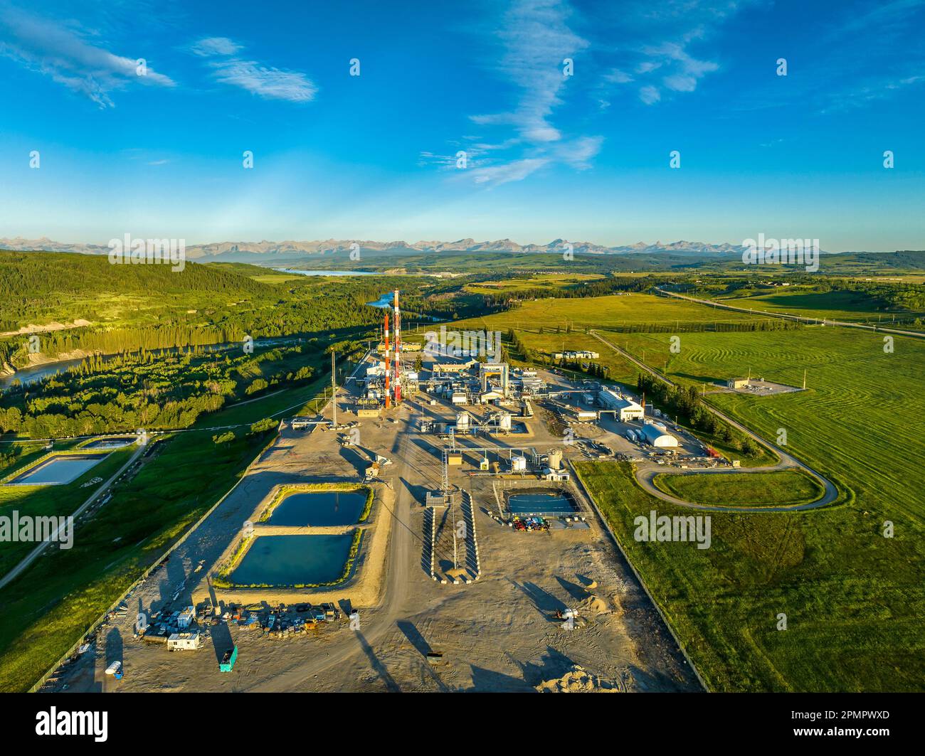 Fuel pool canada hi-res stock photography and images - Alamy
