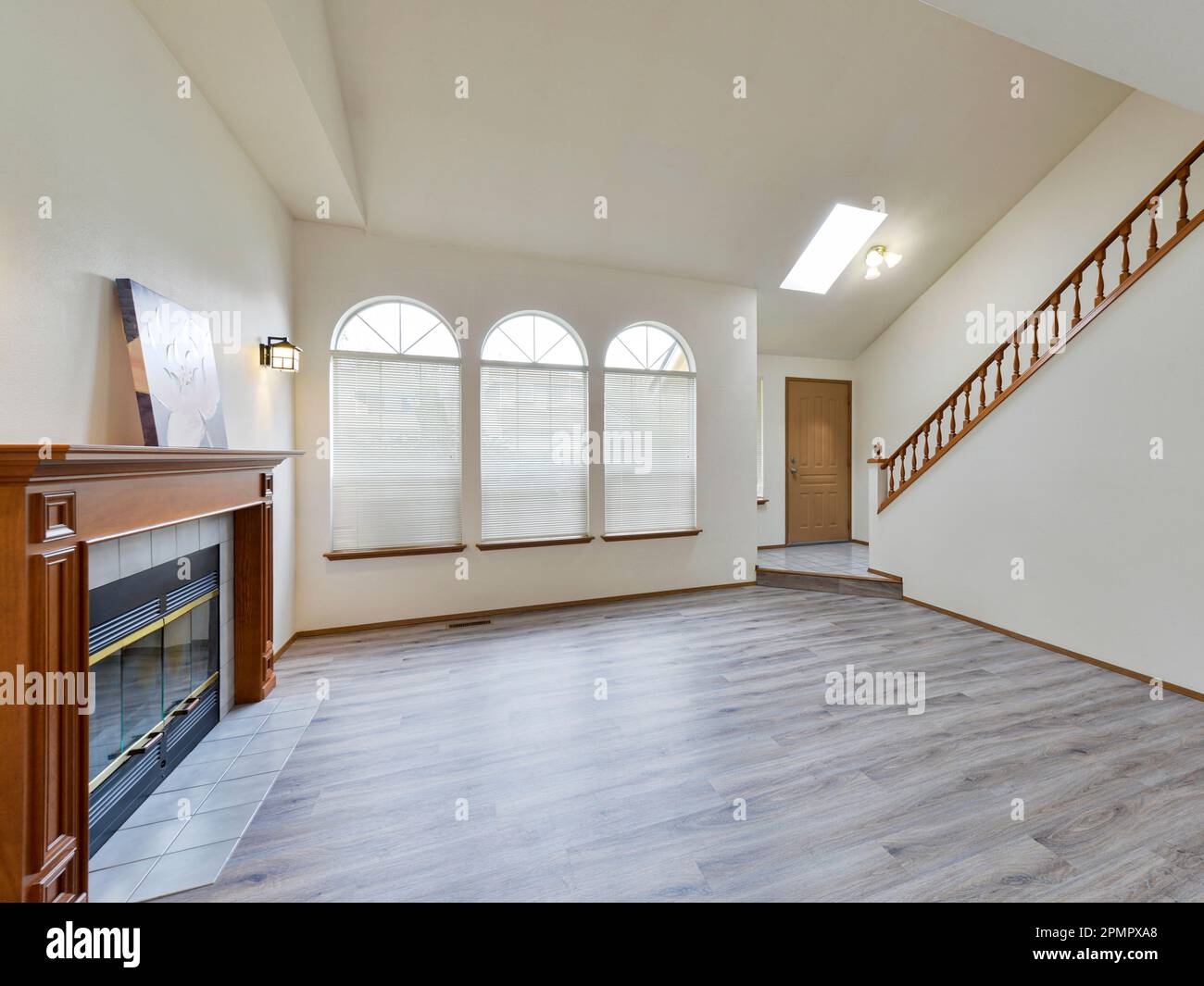 Modern residential empty living room interior Stock Photo - Alamy