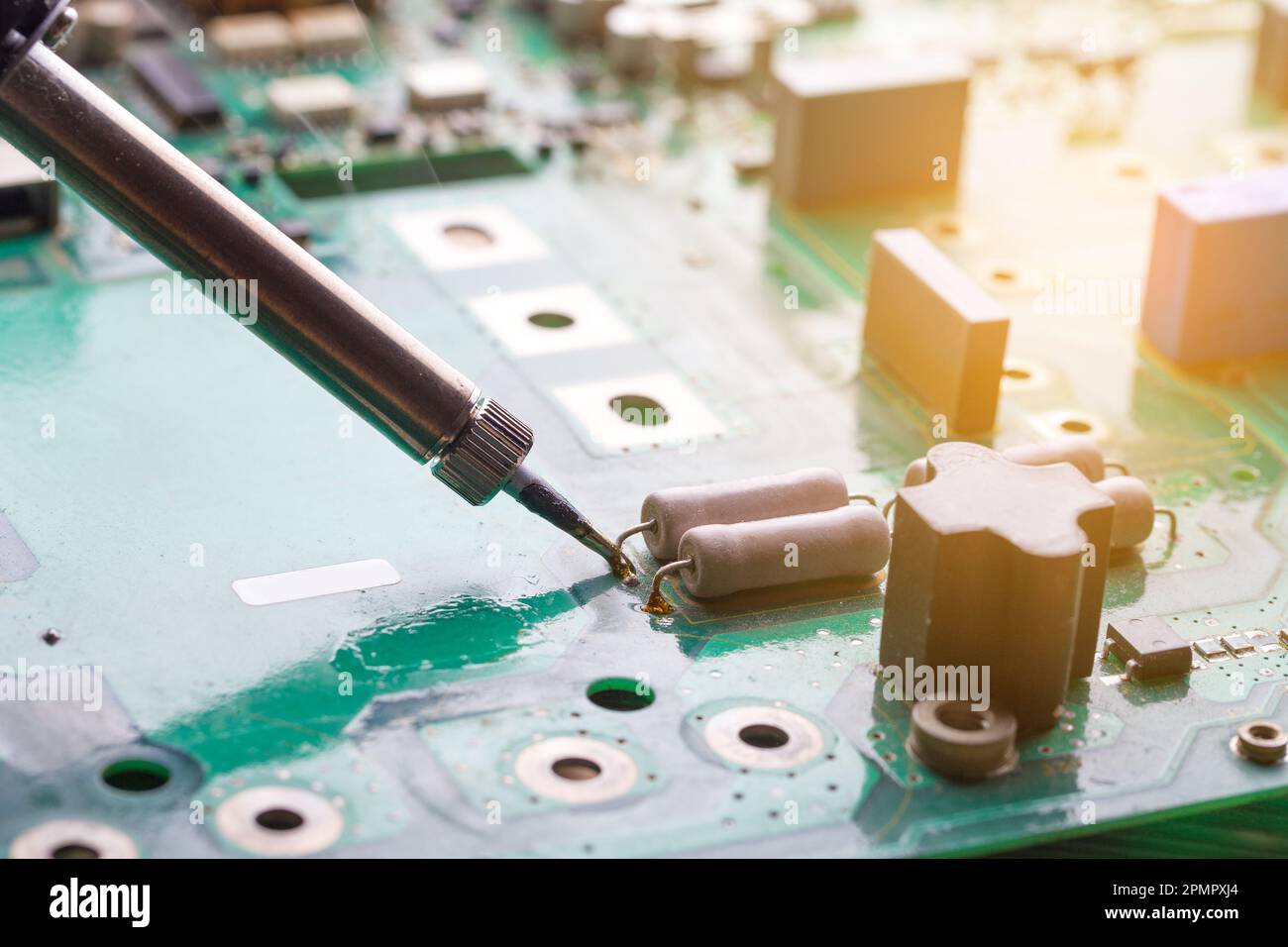 Microelectronics engineering hi-res stock photography and images - Alamy