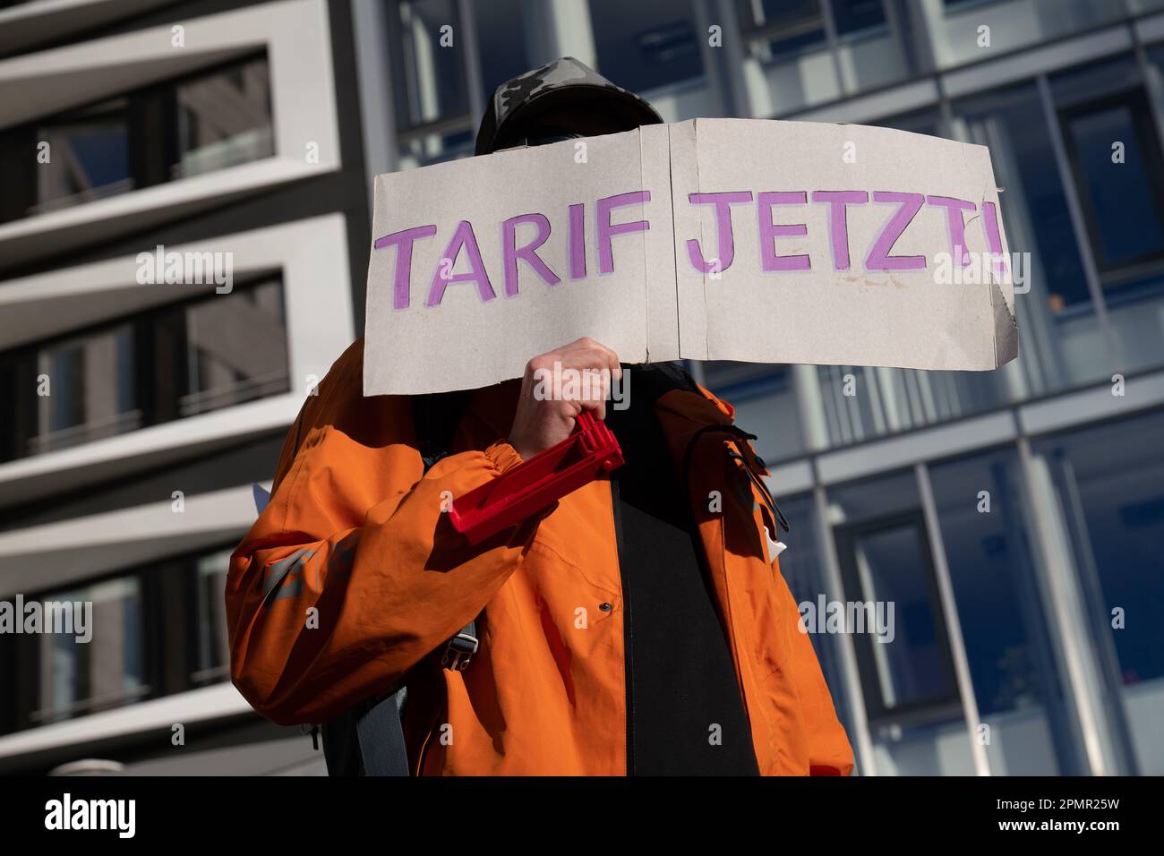 Tarif tariff hi-res stock photography and images - Alamy