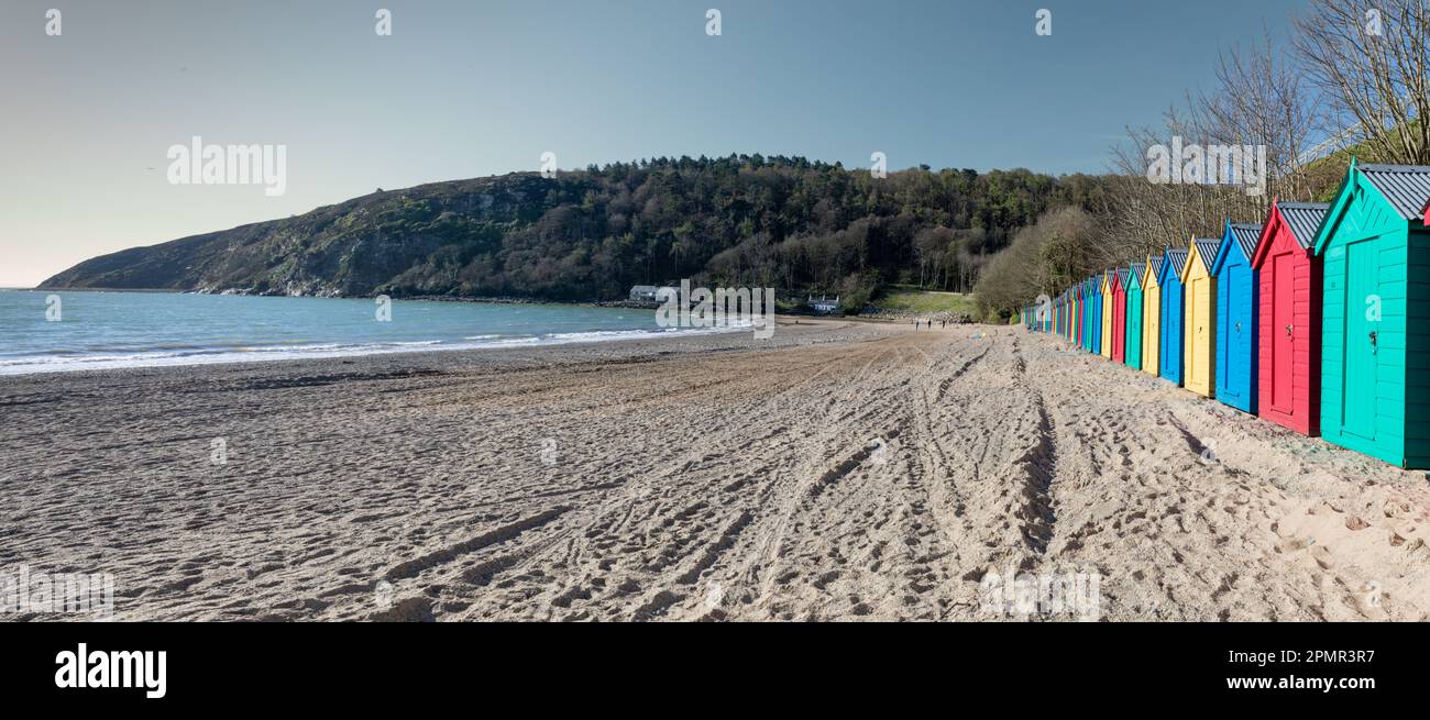 Beach huts at Llanbedrog beach, Llyn Peninusla, Wales Stock Photo - Alamy