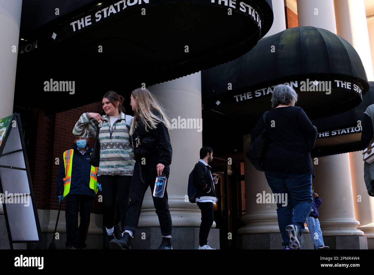 downtown Vancouver skytrain terminus Waterfront railway building people ...