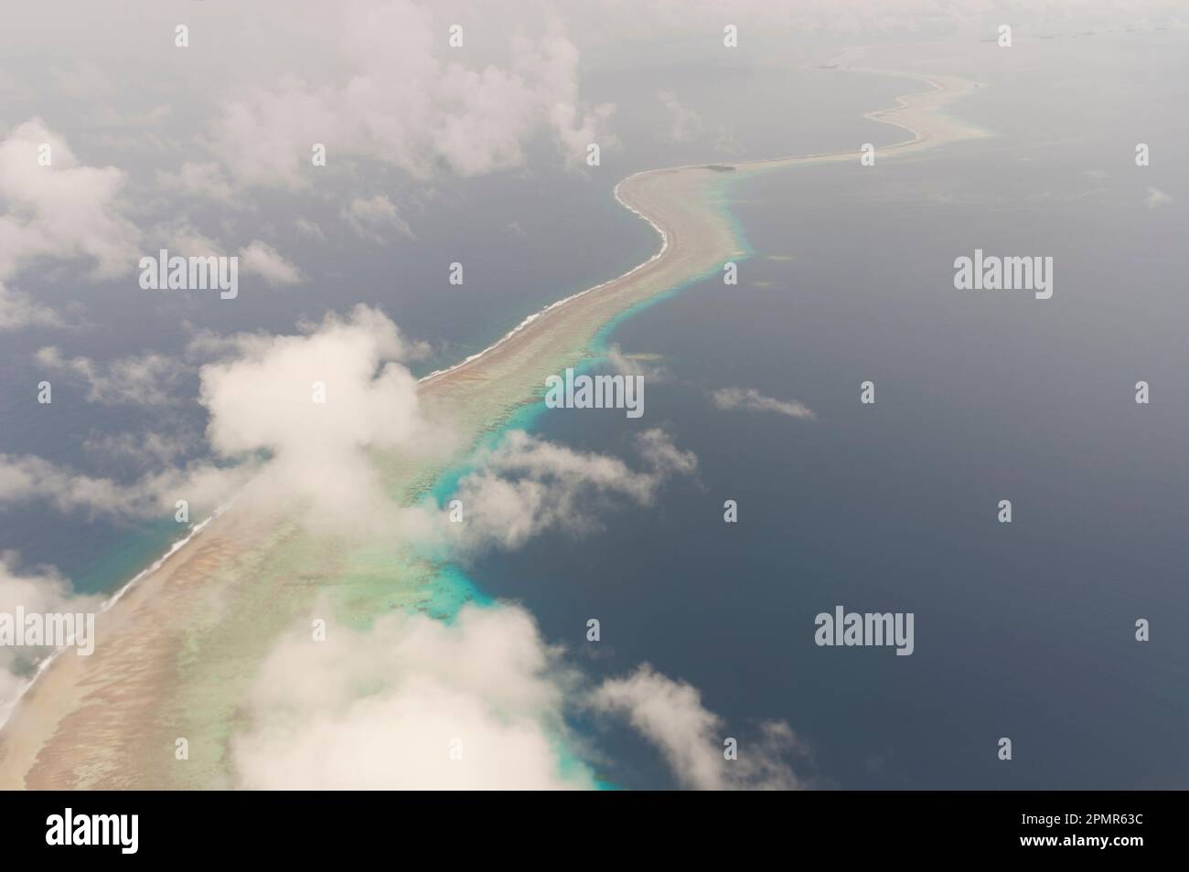 Atoll from air hi-res stock photography and images - Alamy