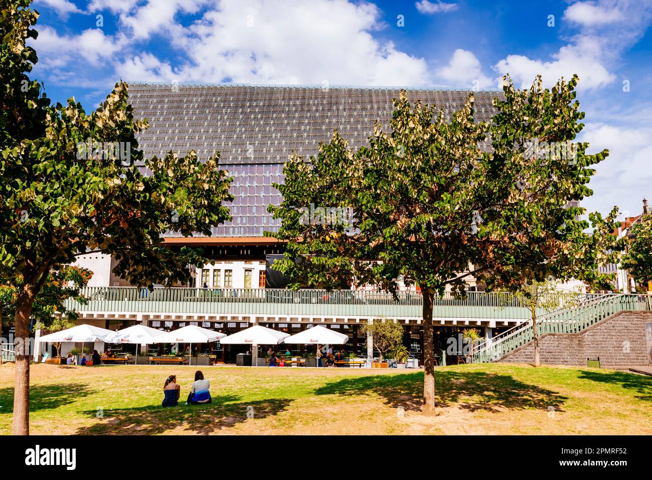 City pavilion. Seen from the urban park, The Green. Modern building in ...