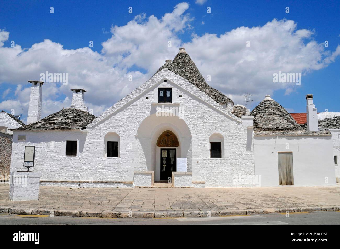Trullo Sovrano, trulli, trullo, houses, conical buildings, Unesco World ...