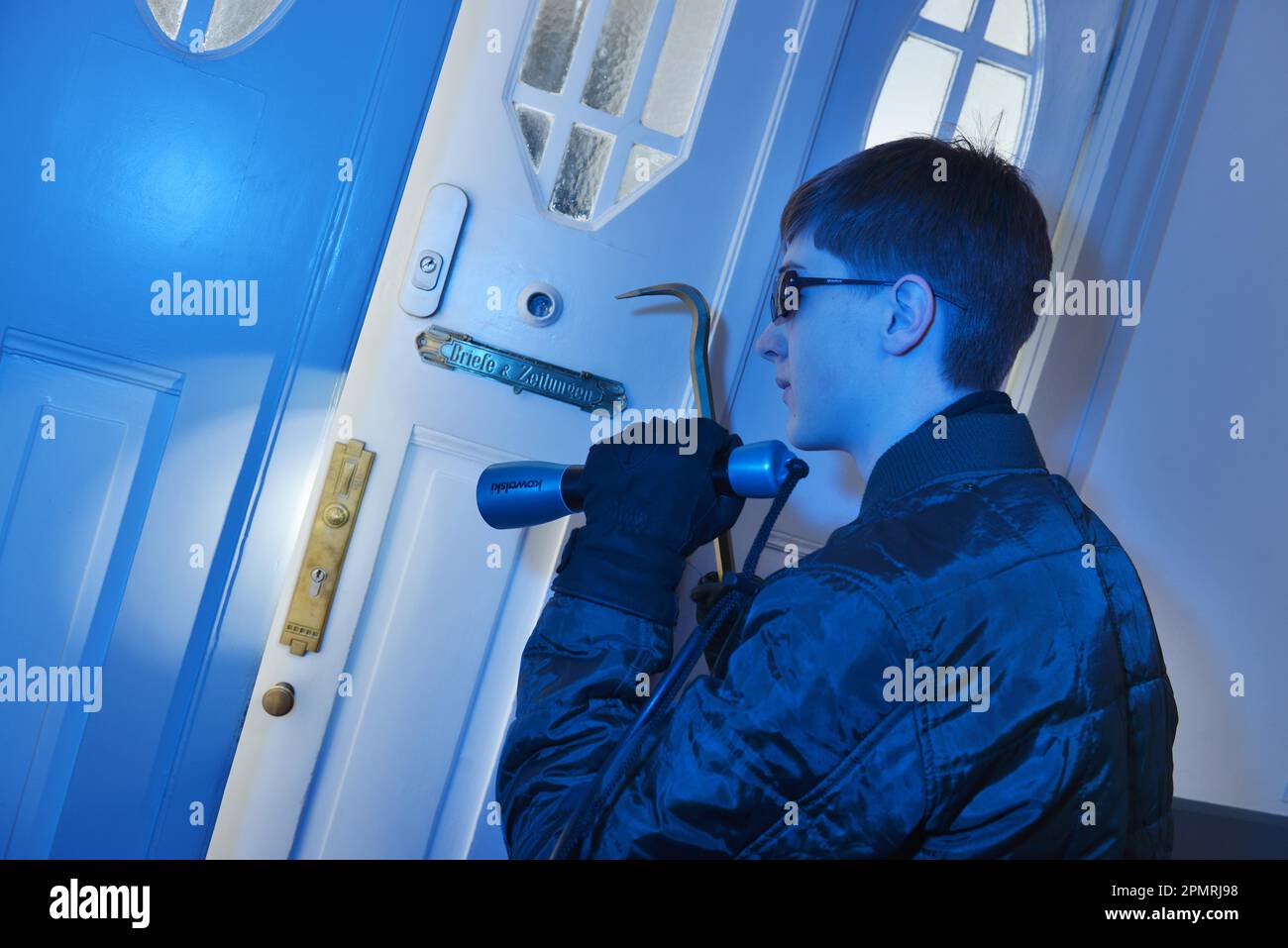 Symbol photo home burglary Stock Photo - Alamy