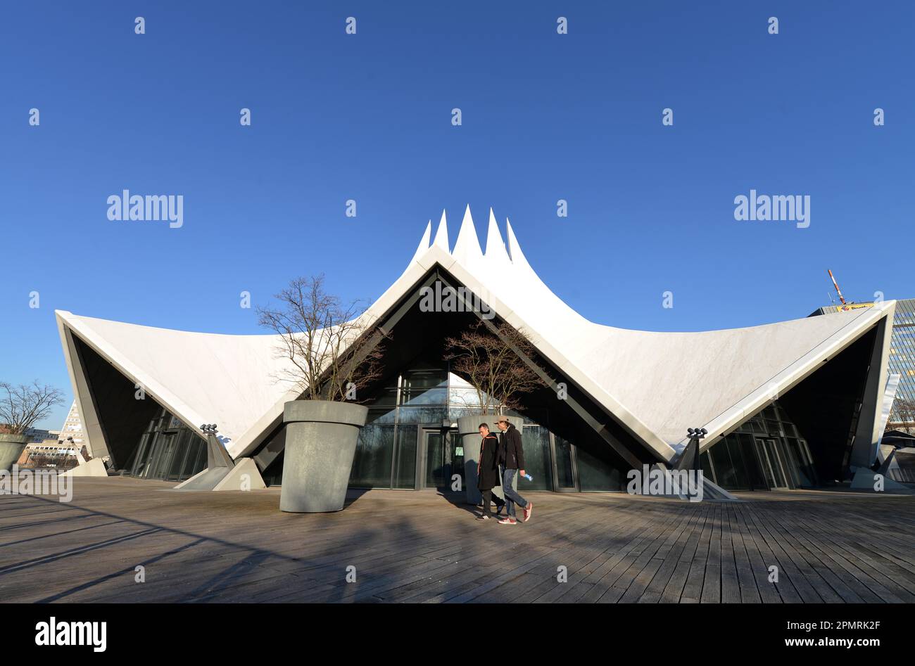 Berlin germany roof tempodrom hi-res stock photography and images - Alamy