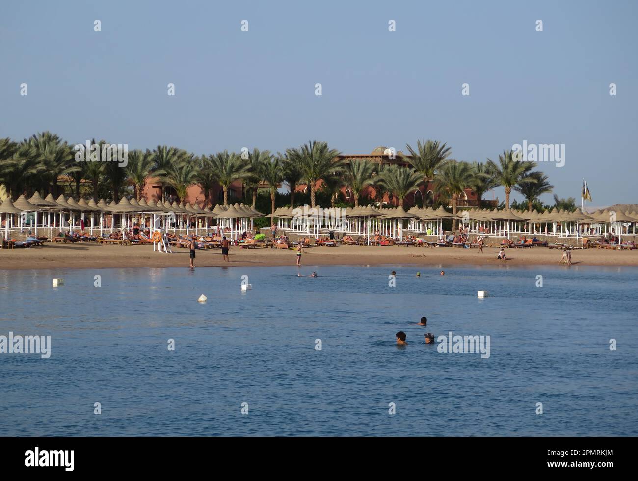 Hurghada beach hi-res stock photography and images - Alamy