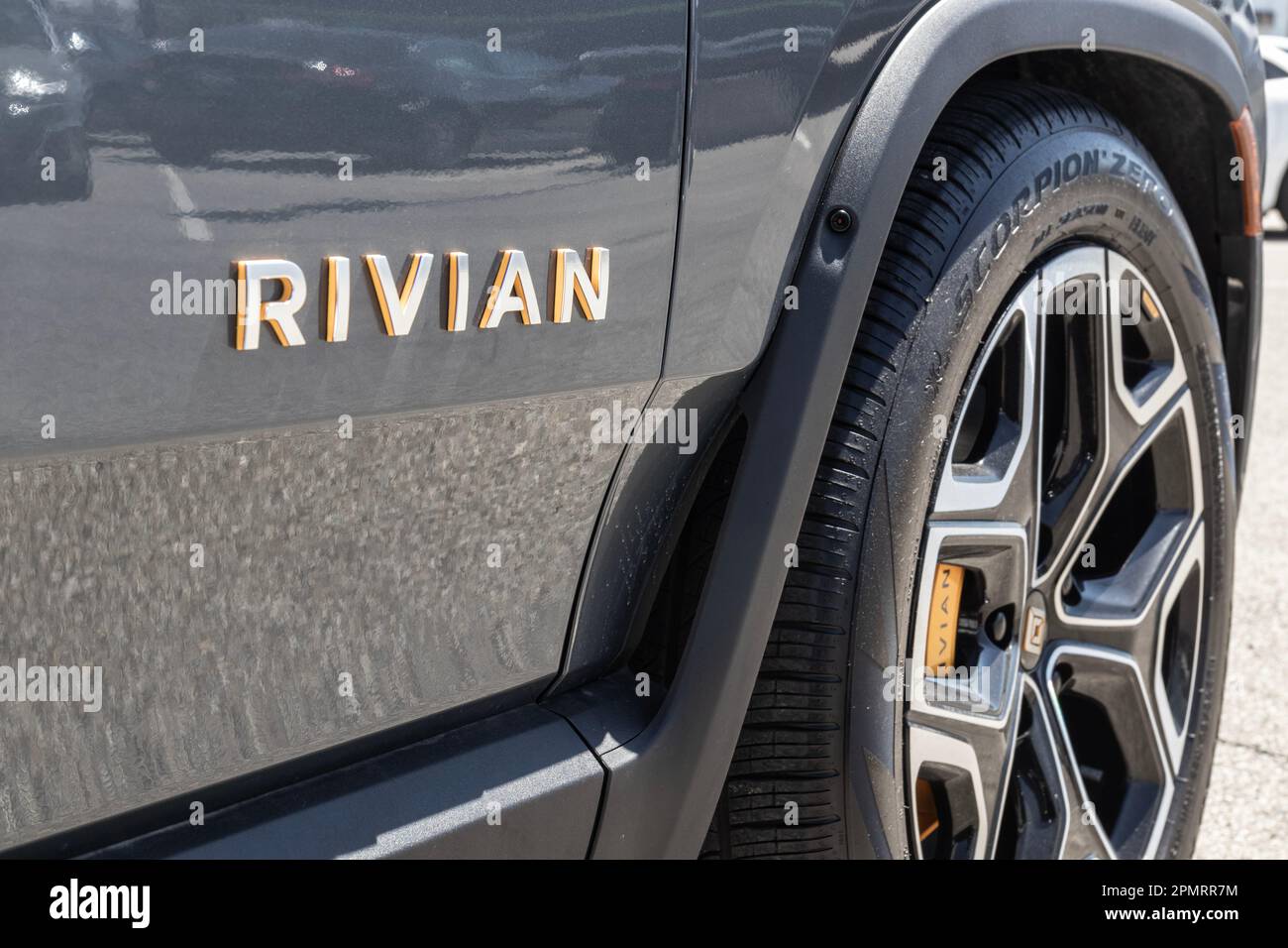Indianapolis - Circa April 2023: Rivian R1S EV Electric Vehicle display ...