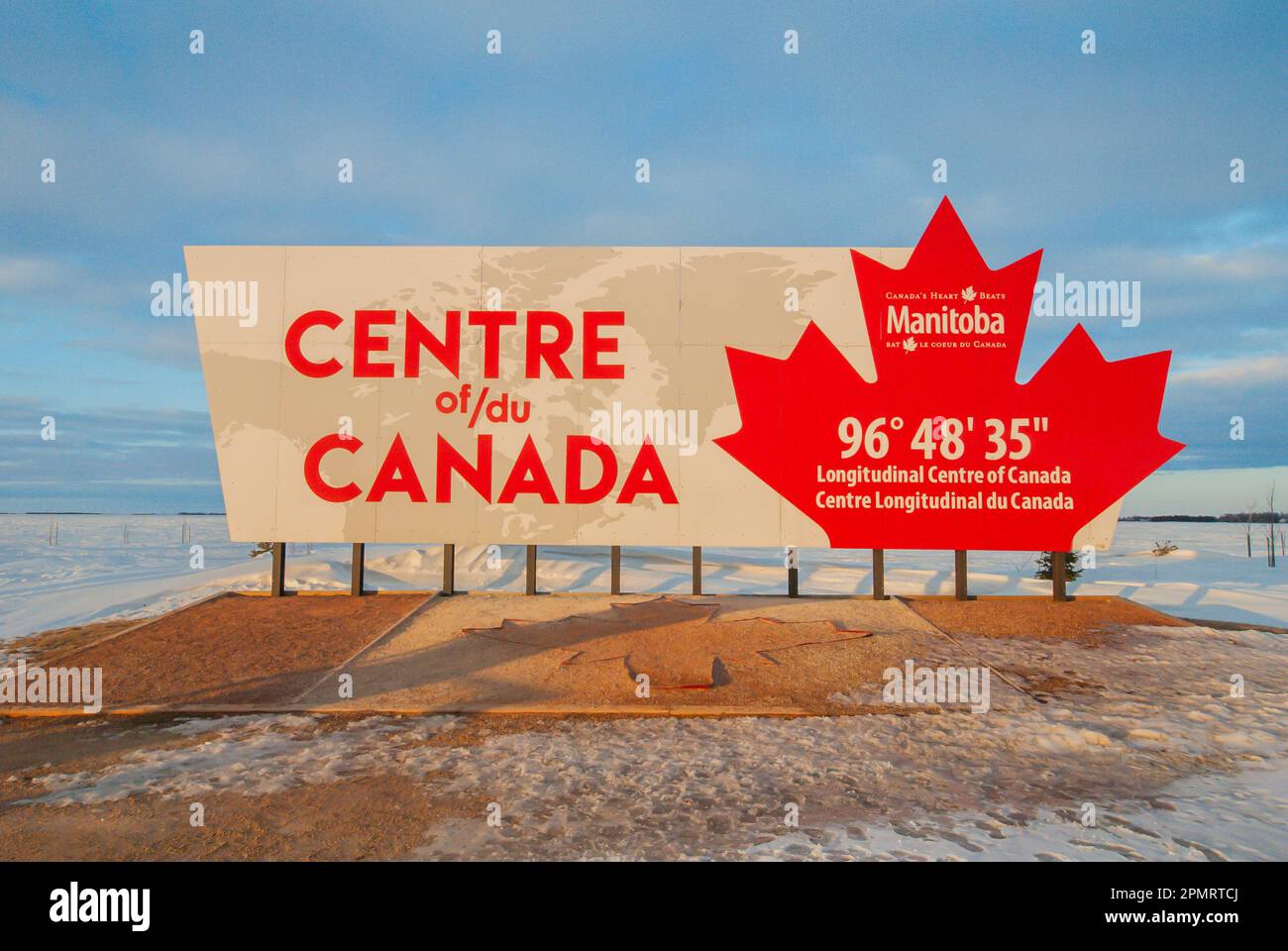 Longitudinal center of canada hi-res stock photography and images - Alamy