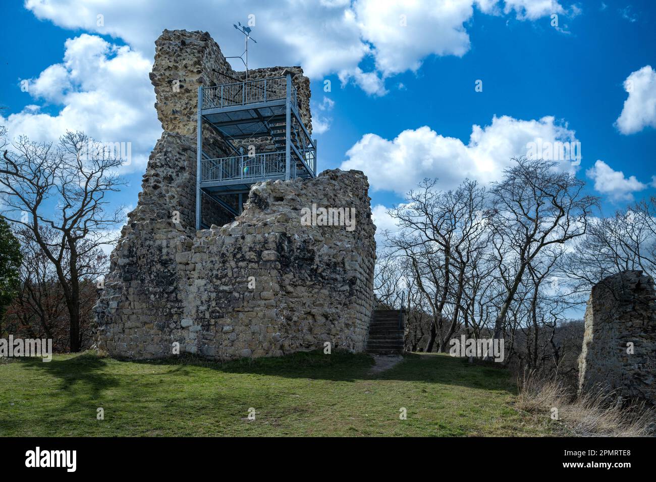 A view of the Lauenburg castle ruins in the Harz mountains in spring ...