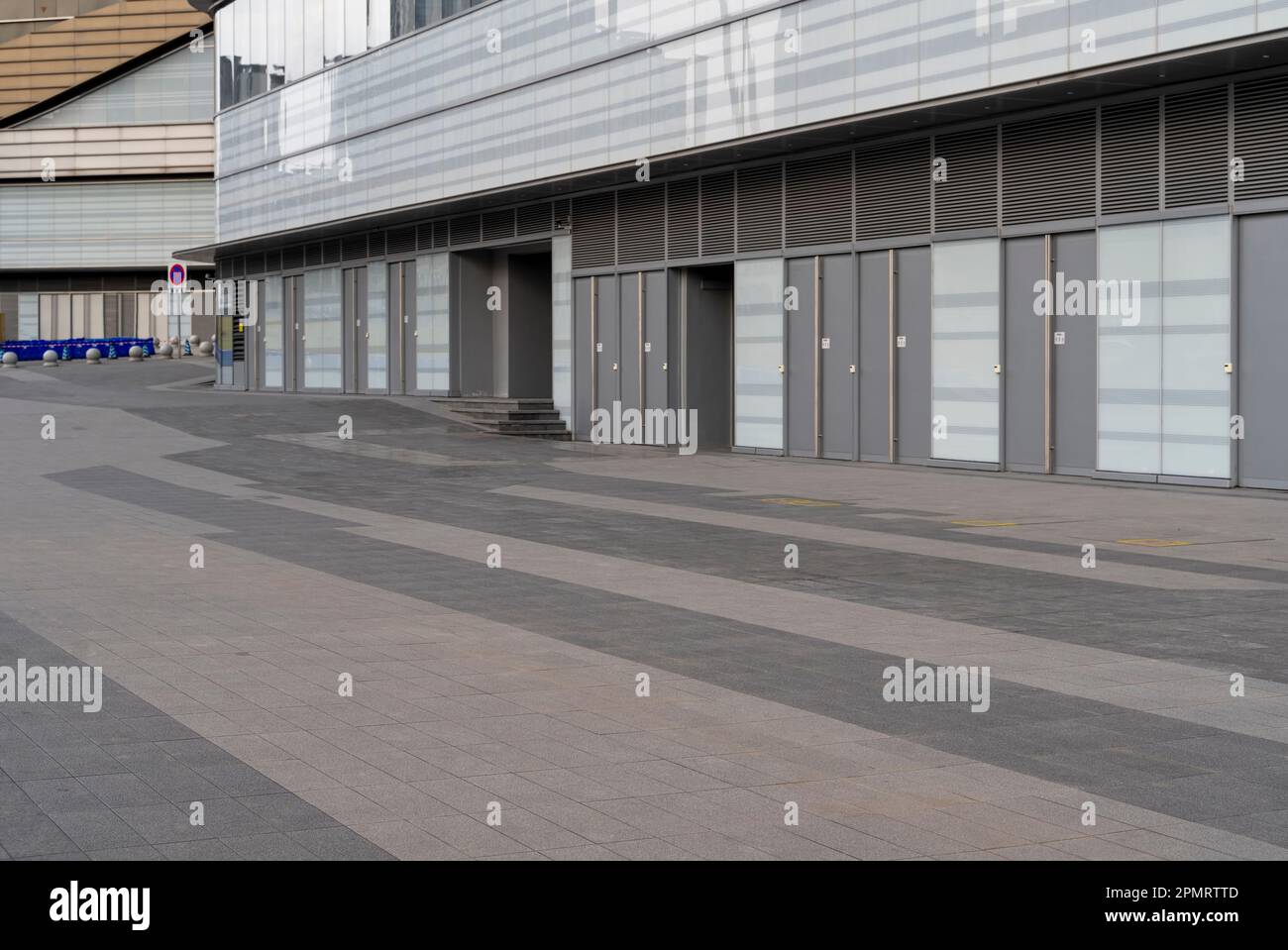 Longshadow hi-res stock photography and images - Alamy