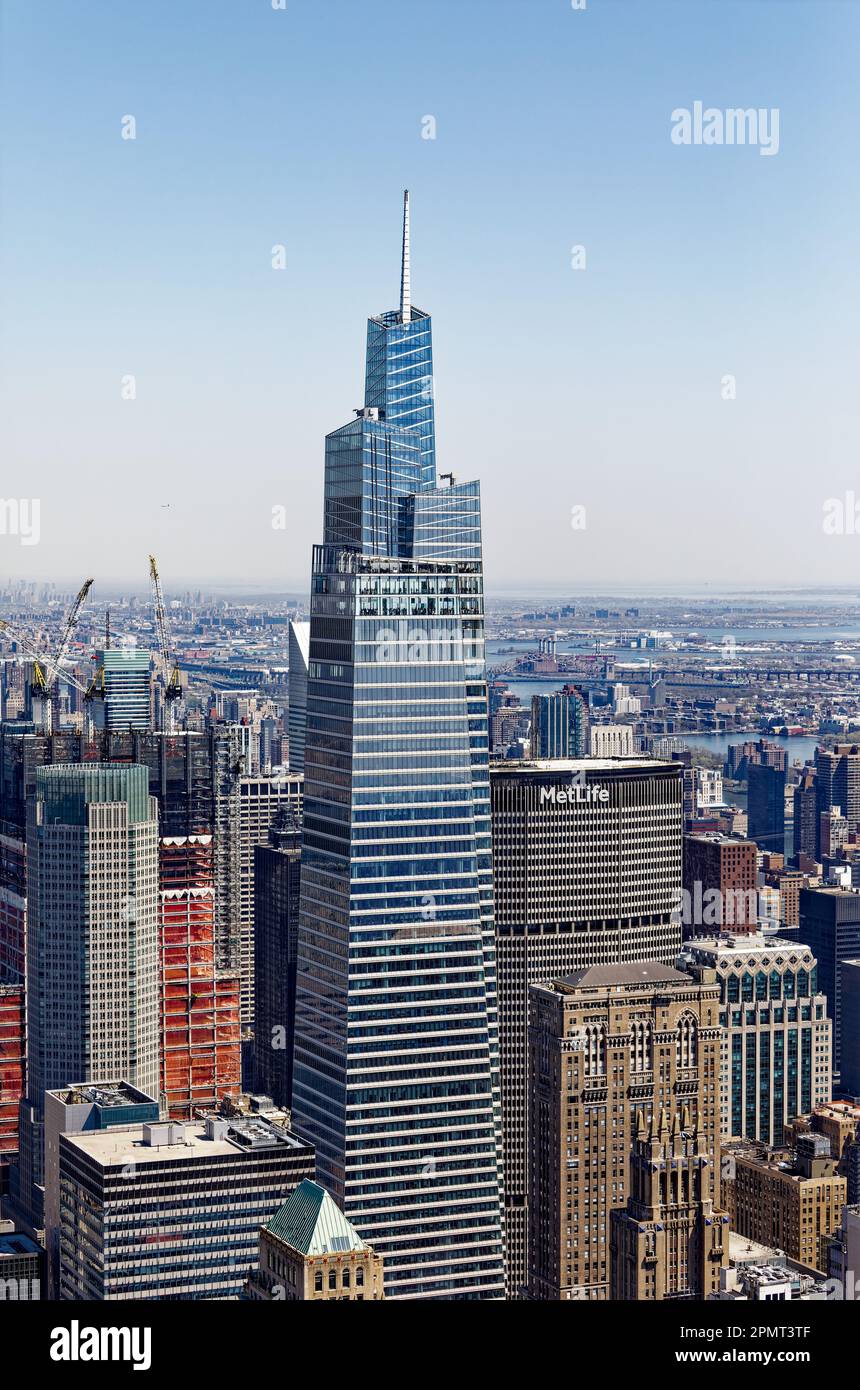 View on high: Supertall One Vanderbilt’s tapered tower is clad in terra ...