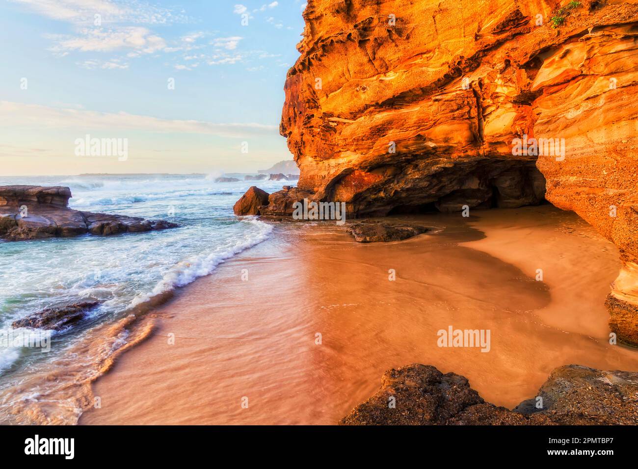 Australian cave hi-res stock photography and images - Alamy