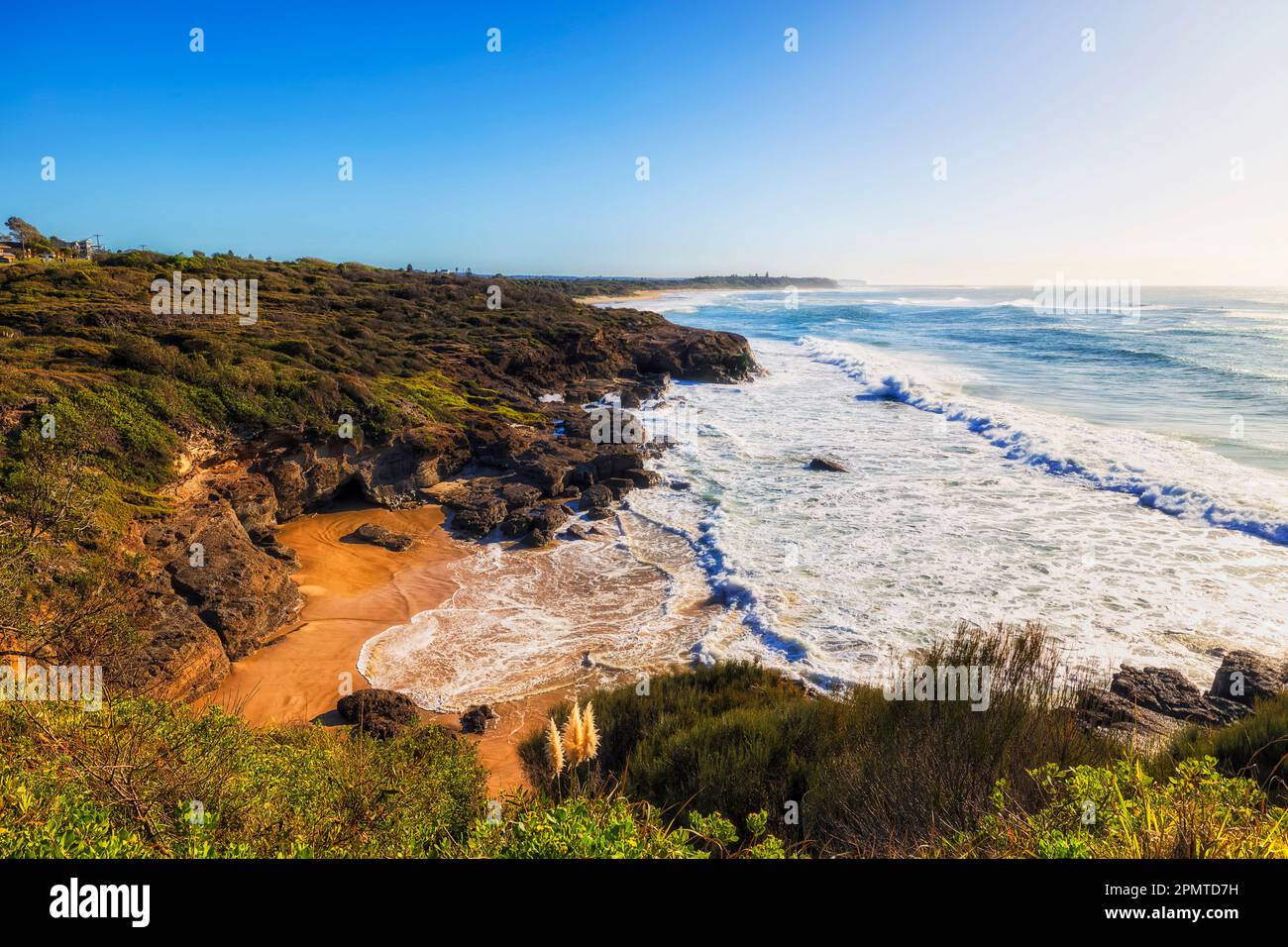 Stinky point scenic sandstone rocks in Caves beach coastal town in ...