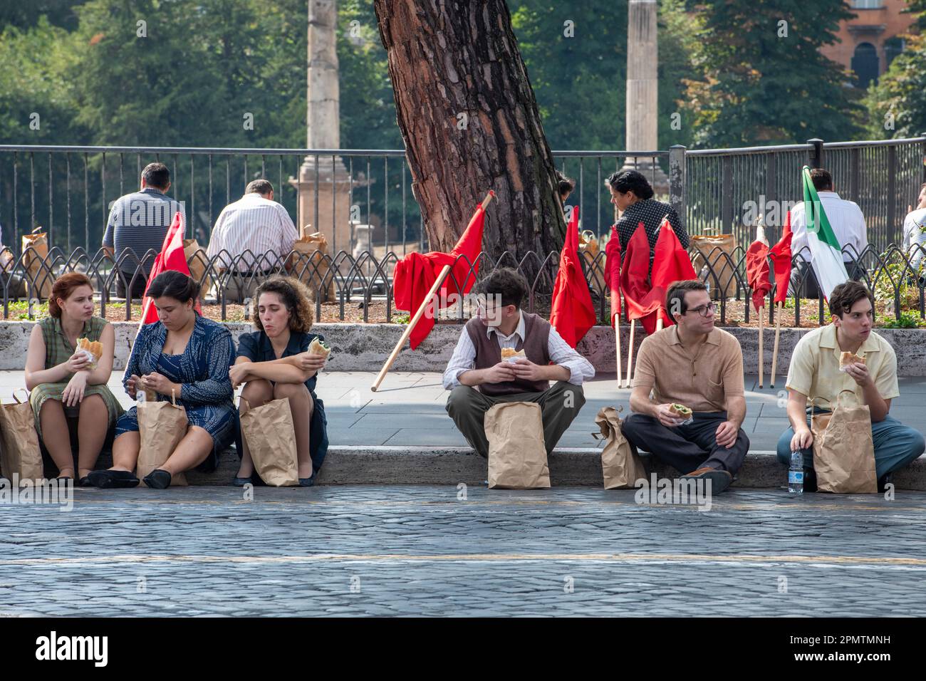 Rome, Italy. 08th Oct, 2022. Some actors take a break during the ...