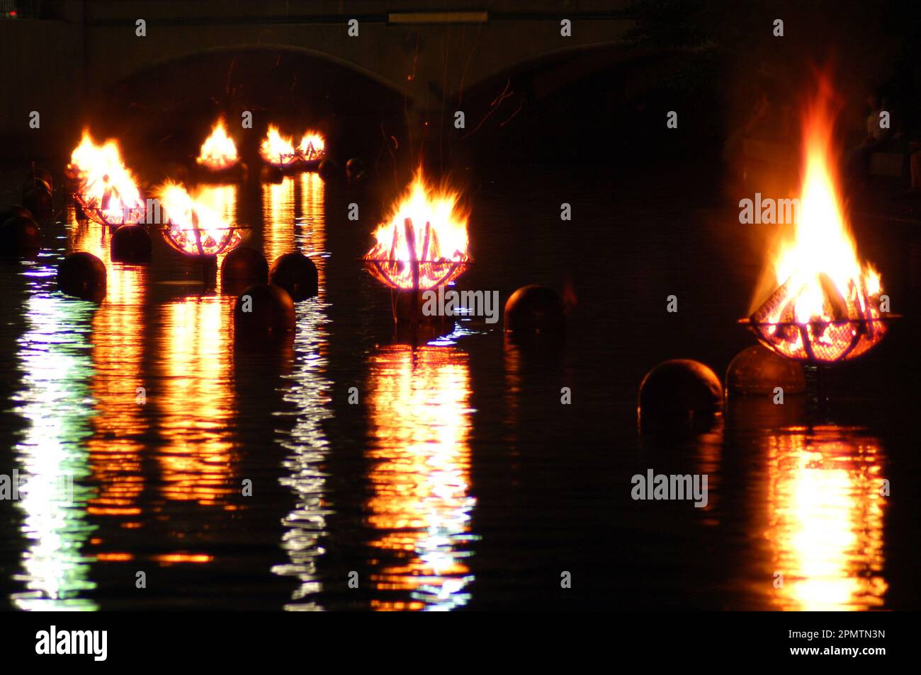 Festival fire bonfires hi-res stock photography and images - Alamy