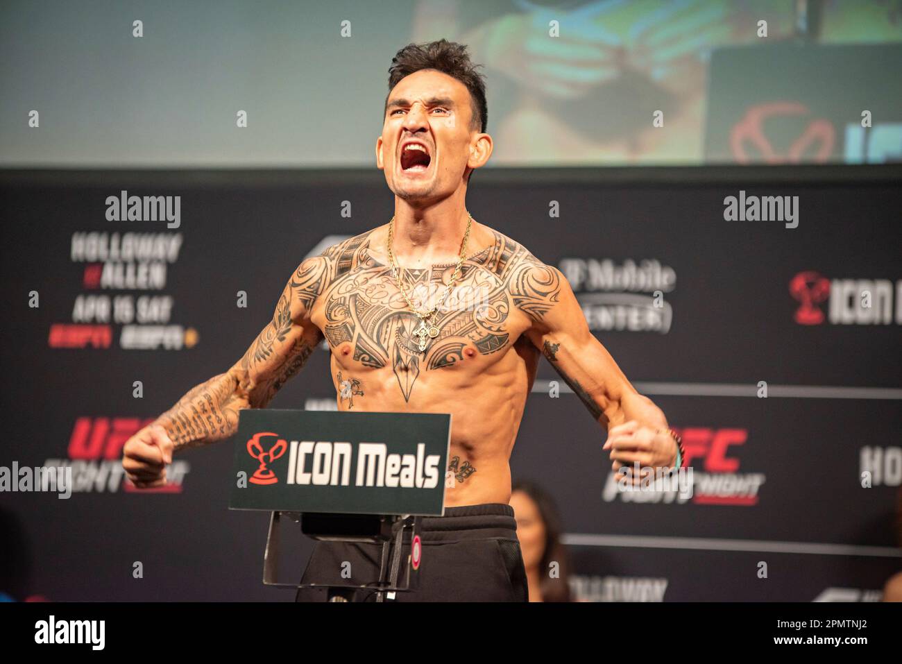 KANSAS CITY, MISSOURI - APRIL 14: (L-R) Max Holloway and Arnold Allen ...