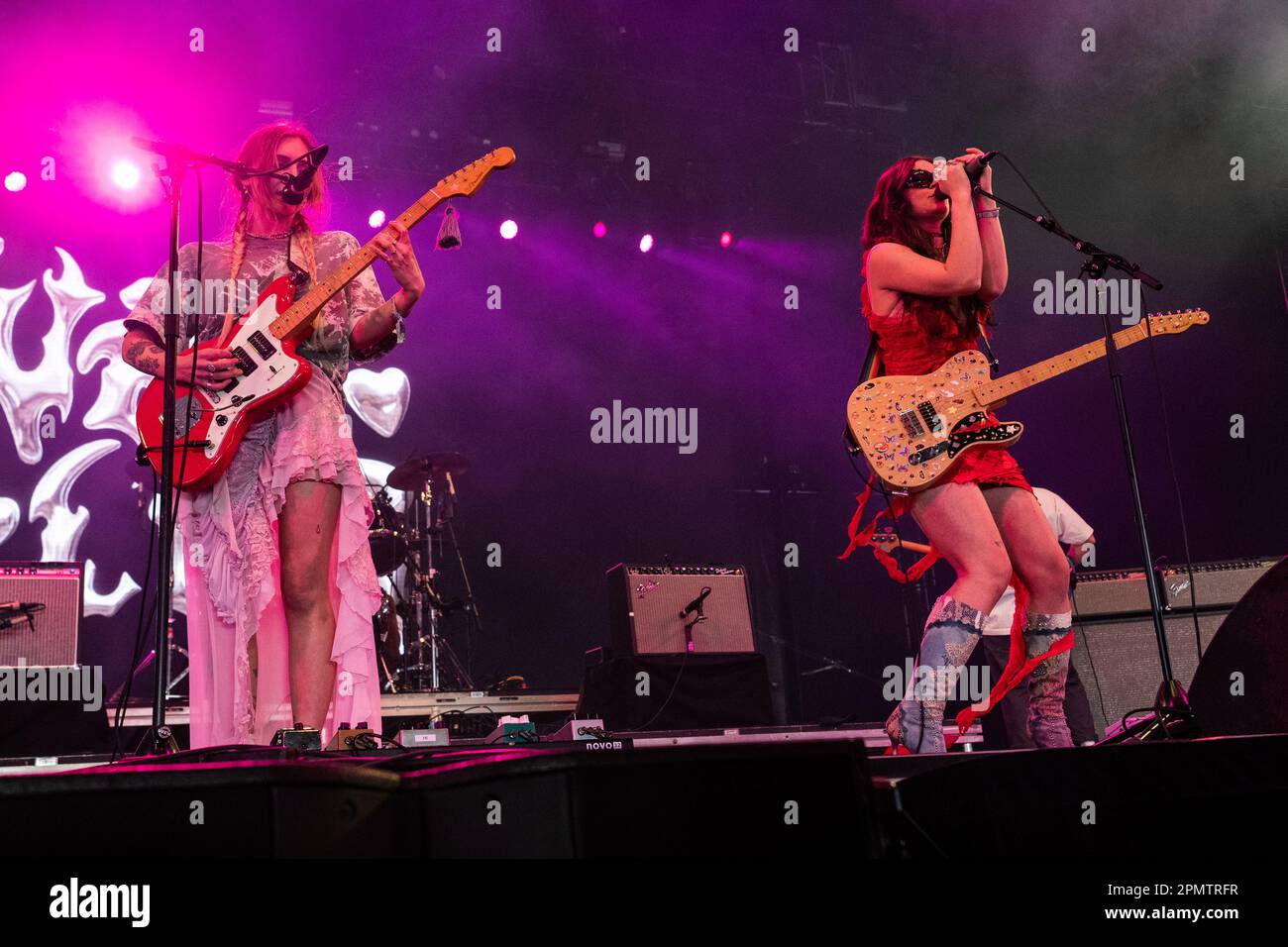 Hester Chambers, left, and Rhian Teasdale of Wet Leg perform at the ...