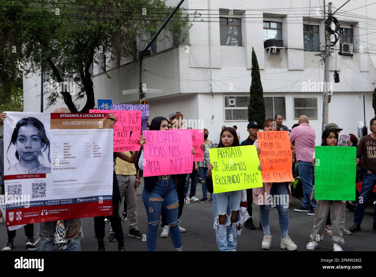 Ana arizbeth soto font hi-res stock photography and images - Alamy