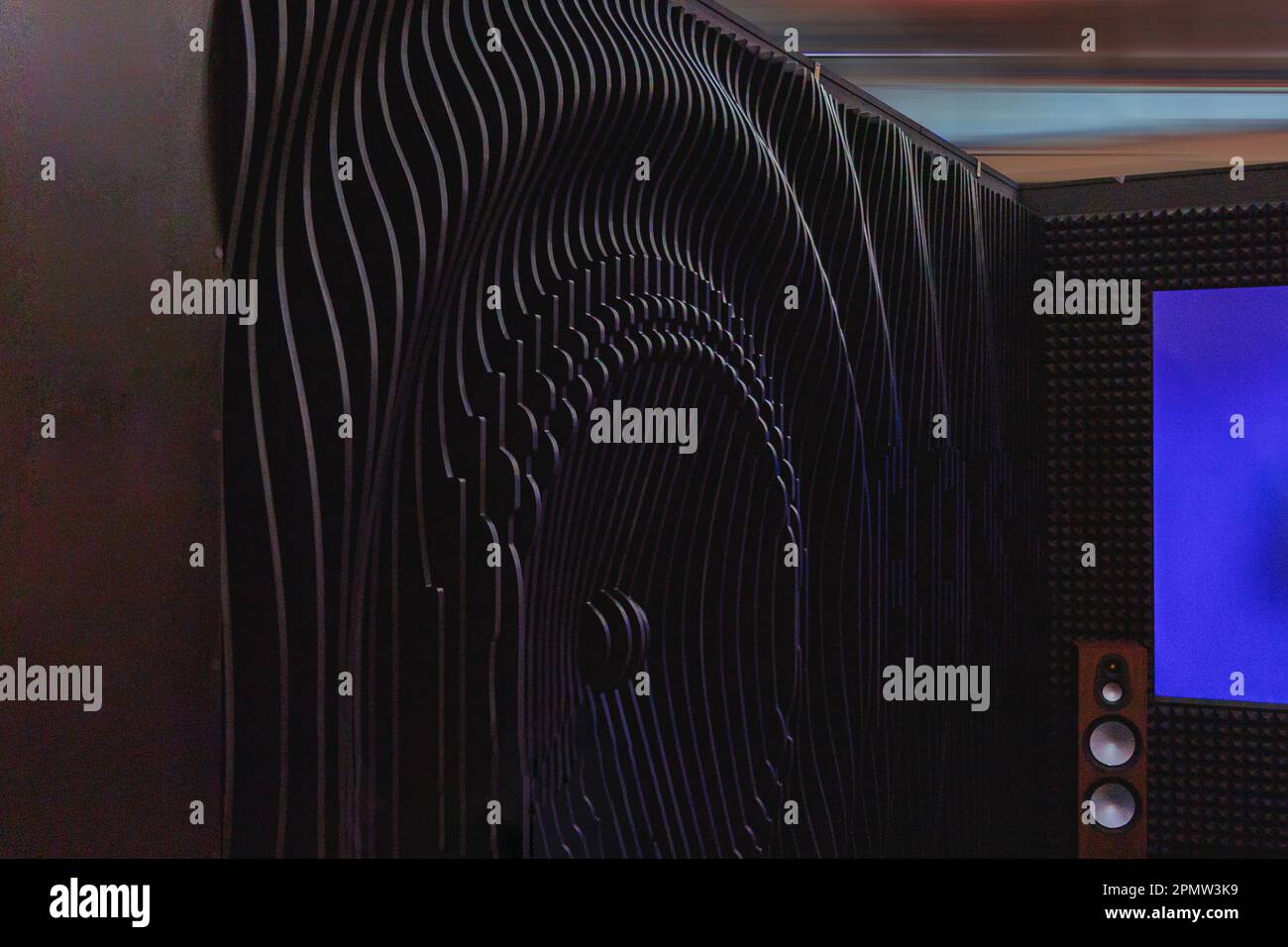 Luxury home movie theater screen hi-res stock photography and images ...