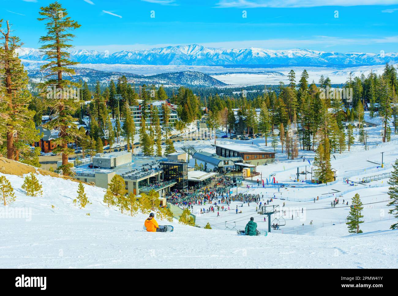 California, USA - December 24, 2022: Mammoth Mountain Canyon Lodge view ...