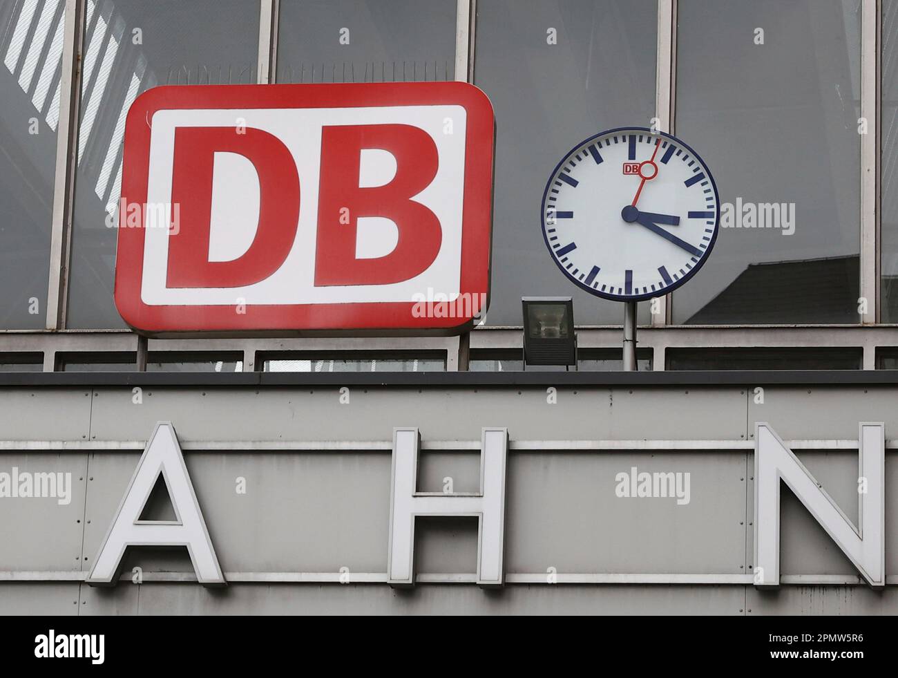 A picture shows a logo of Deutsche Bahn AG, DB, at München Hauptbahnhof ...