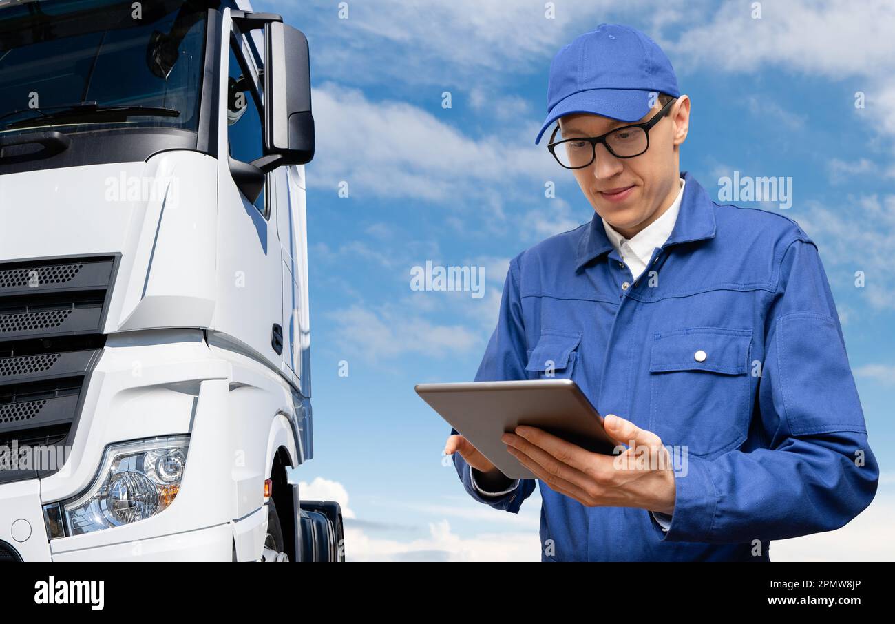 Truck fleet management hi-res stock photography and images - Alamy