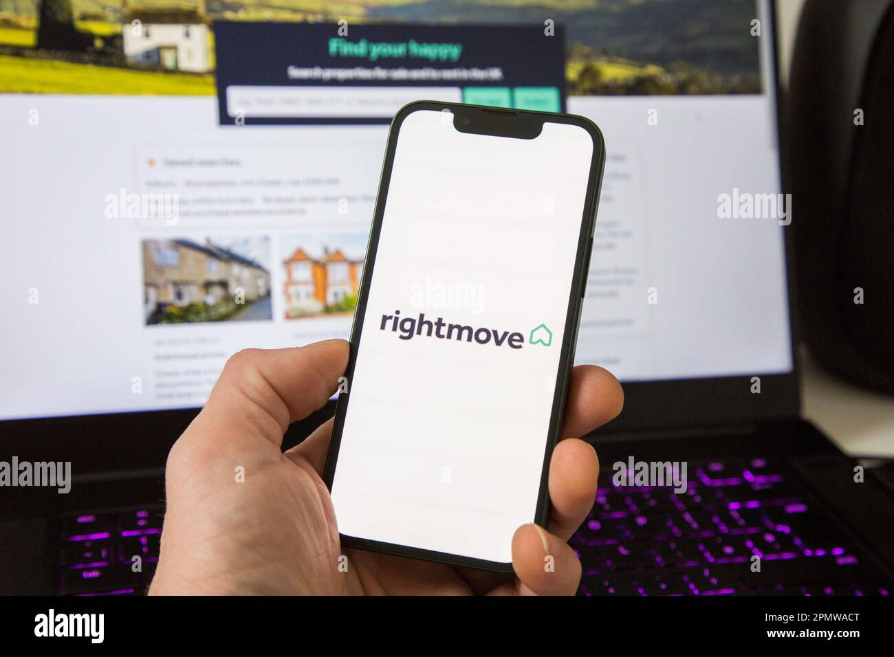 Right move Mobile app in front of the Right Move website Stock Photo ...