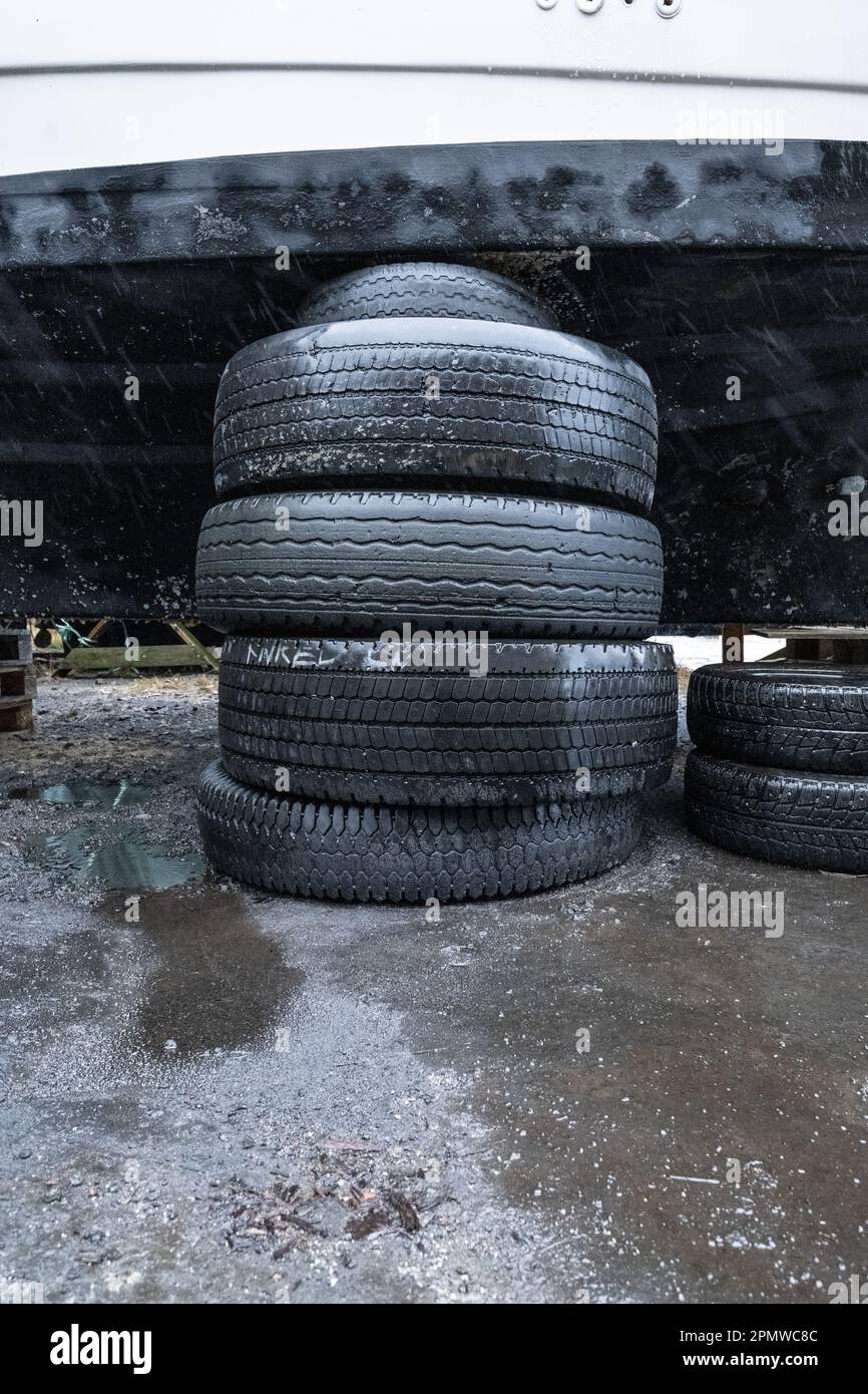 Shipping container with tires hi-res stock photography and images - Alamy
