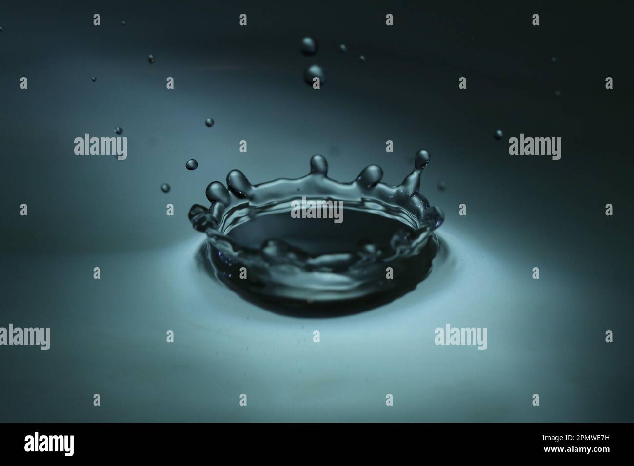 Macro Water droplet splashing Stock Photo - Alamy