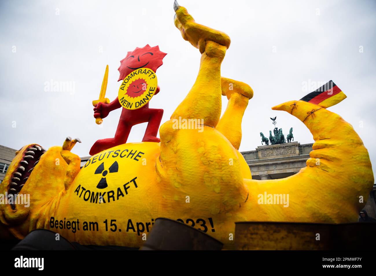 Npp symbol hi-res stock photography and images - Alamy