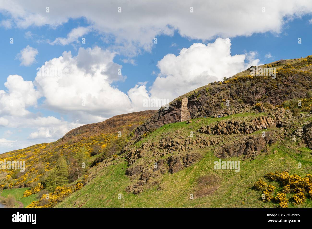 Ruins of St Anthony's chapel on Salisbury crags, Edinburgh Scotland ...