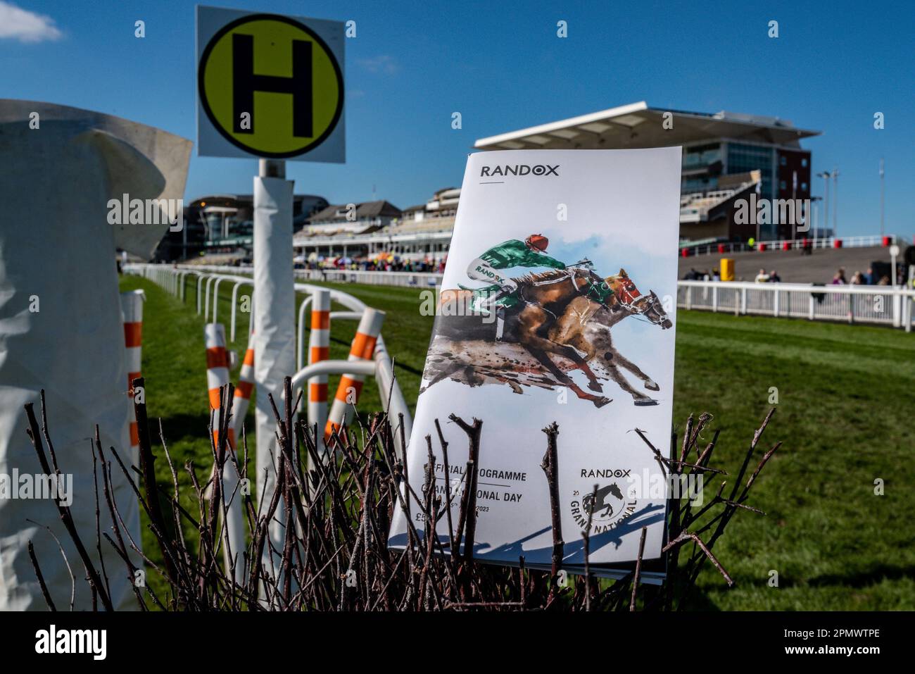 Aintree, UK. 15th Apr, 2023. 15th April 2023; Aintree Racecourse ...