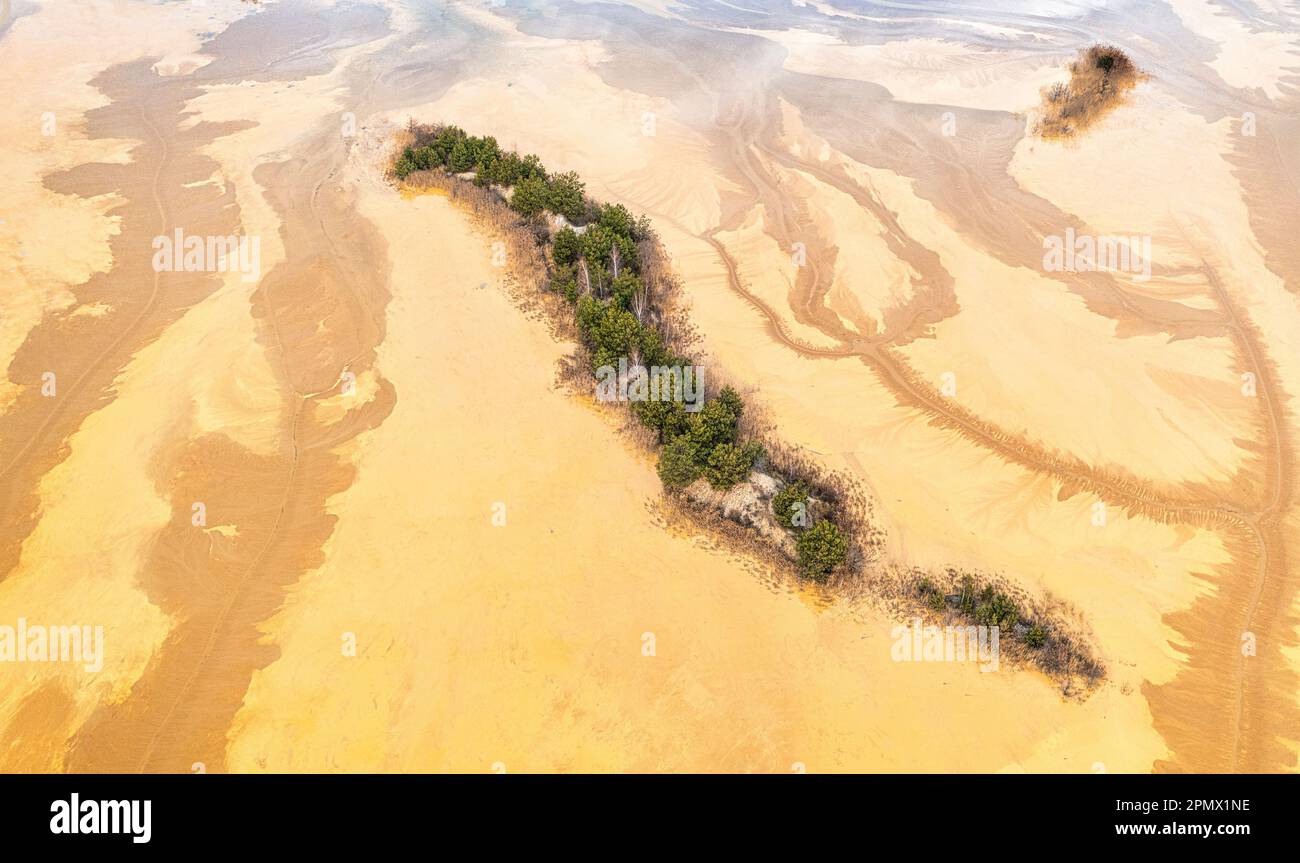 Witness the beauty of a titanium ore extraction site from above ...