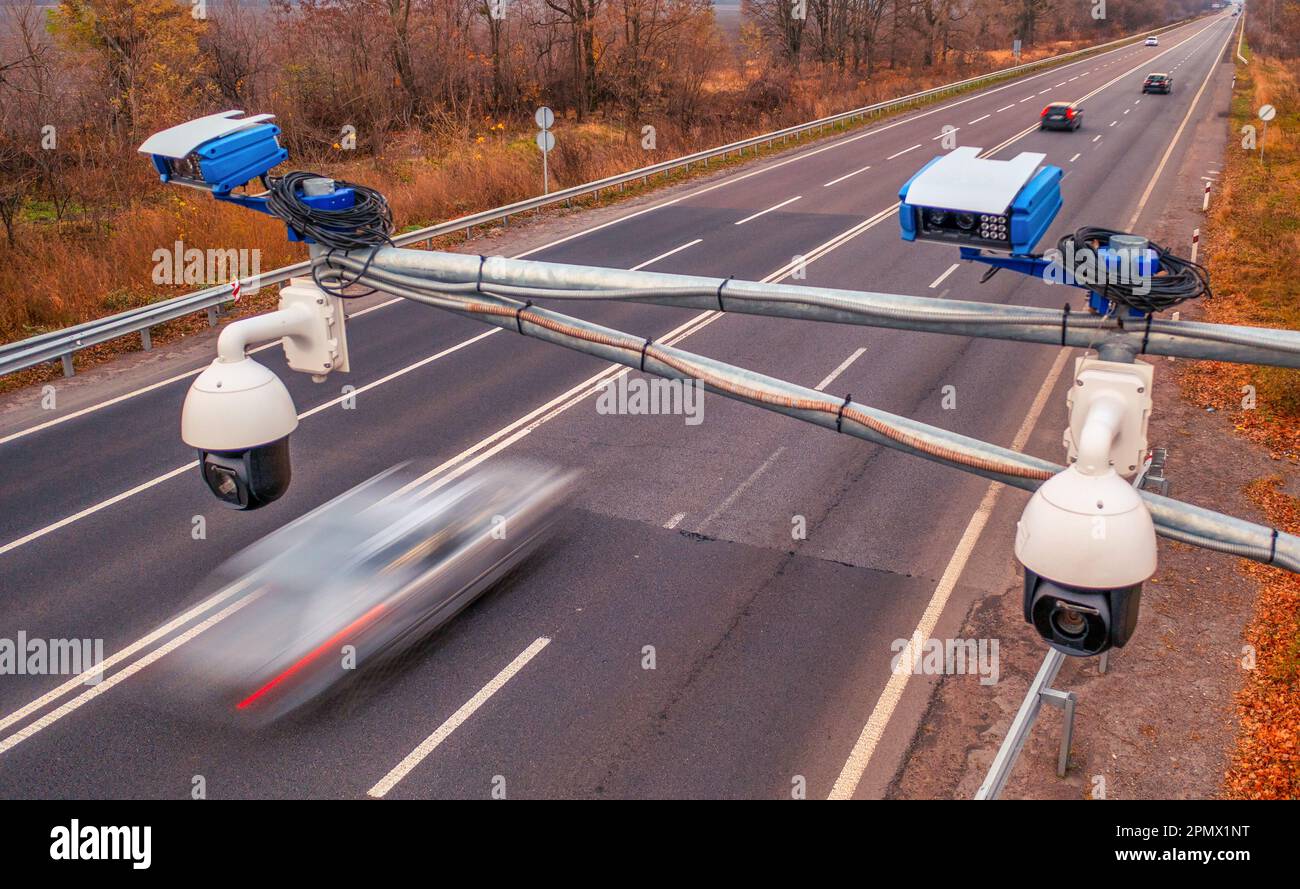 This surveillance camera stationed above a busy freeway records every ...