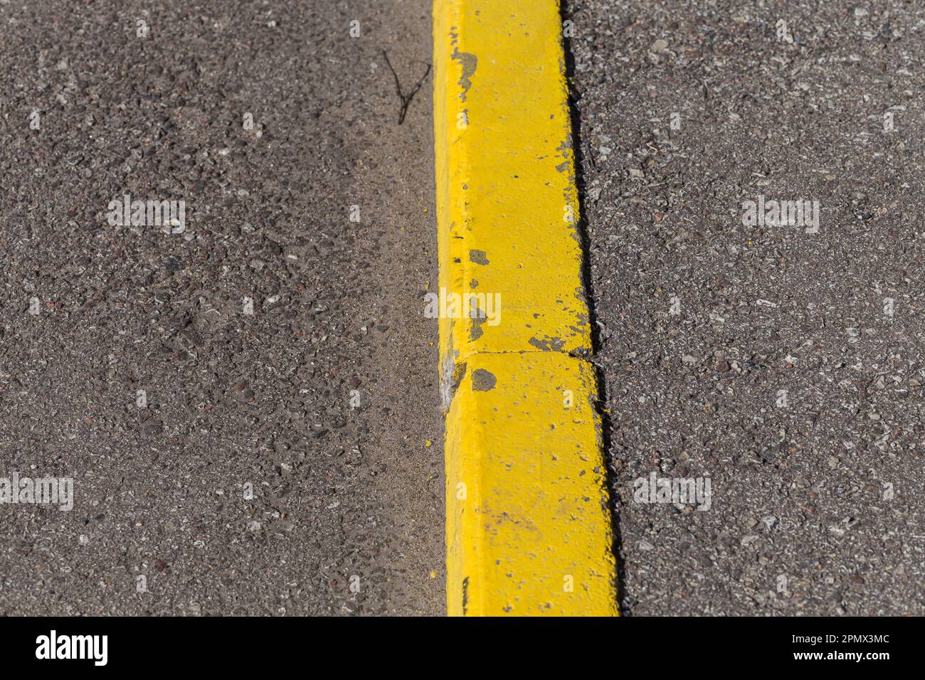 Highway roadside green grass concrete hi-res stock photography and ...