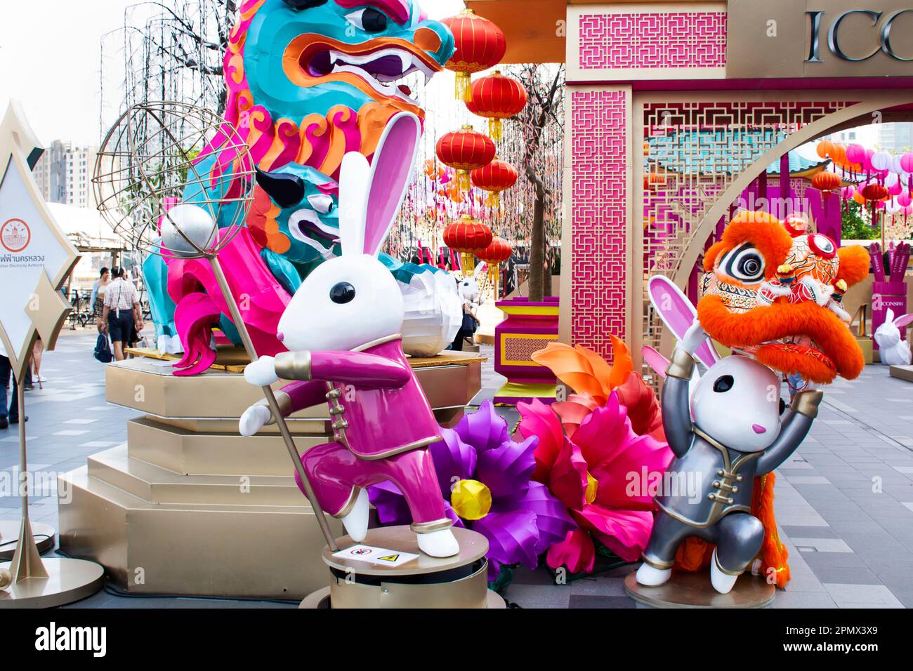 Exterior decoration rabbits figure and bunny statue chinese style on ...