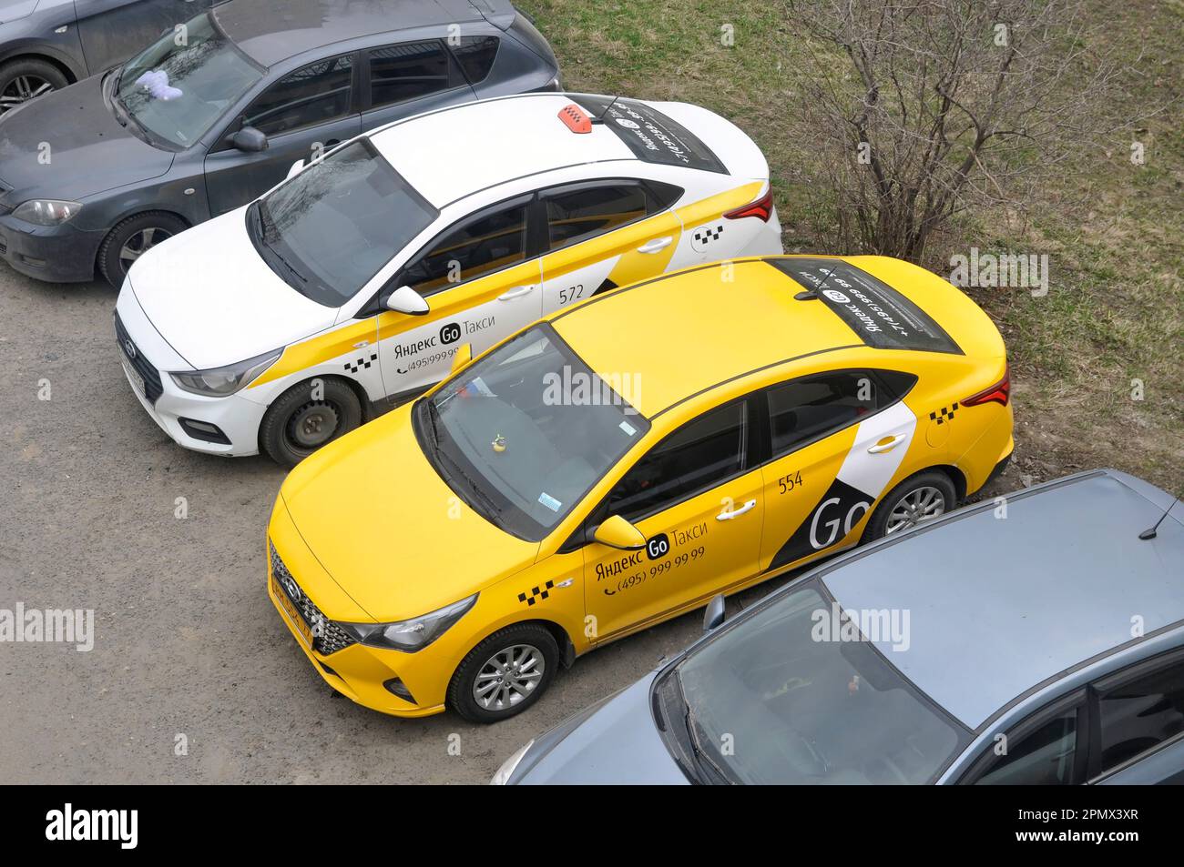Yandex go taxi hi-res stock photography and images - Alamy