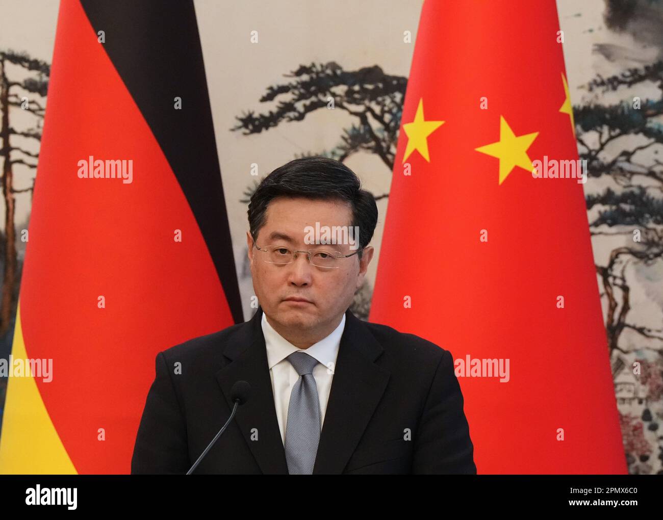 Peking, China. 14th Apr, 2023. Chinese Foreign Minister Qin Gang waits ...