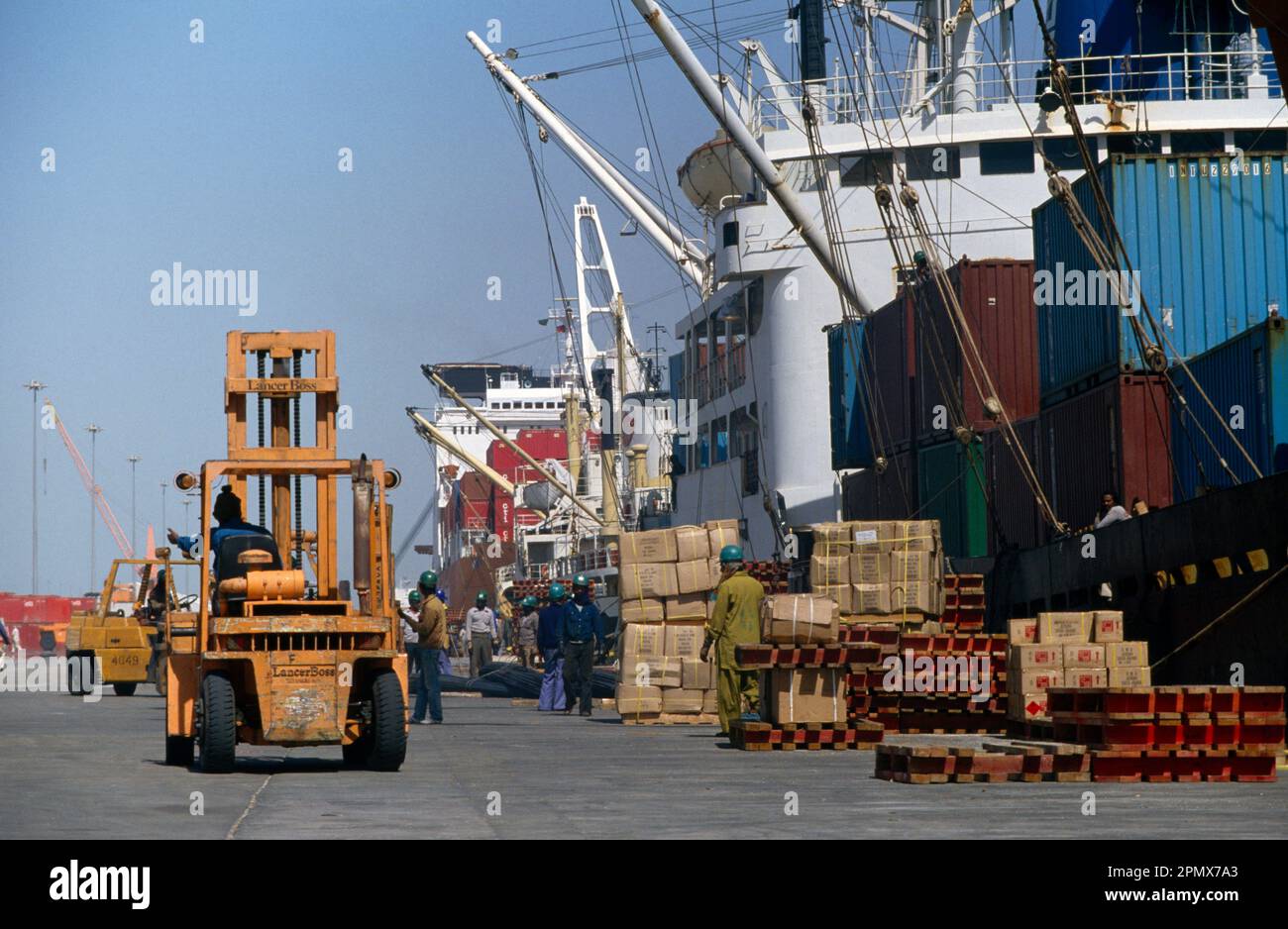 Jeddah Saudi Arabia Dock Side Ships Fork Lift Truck Stock Photo - Alamy
