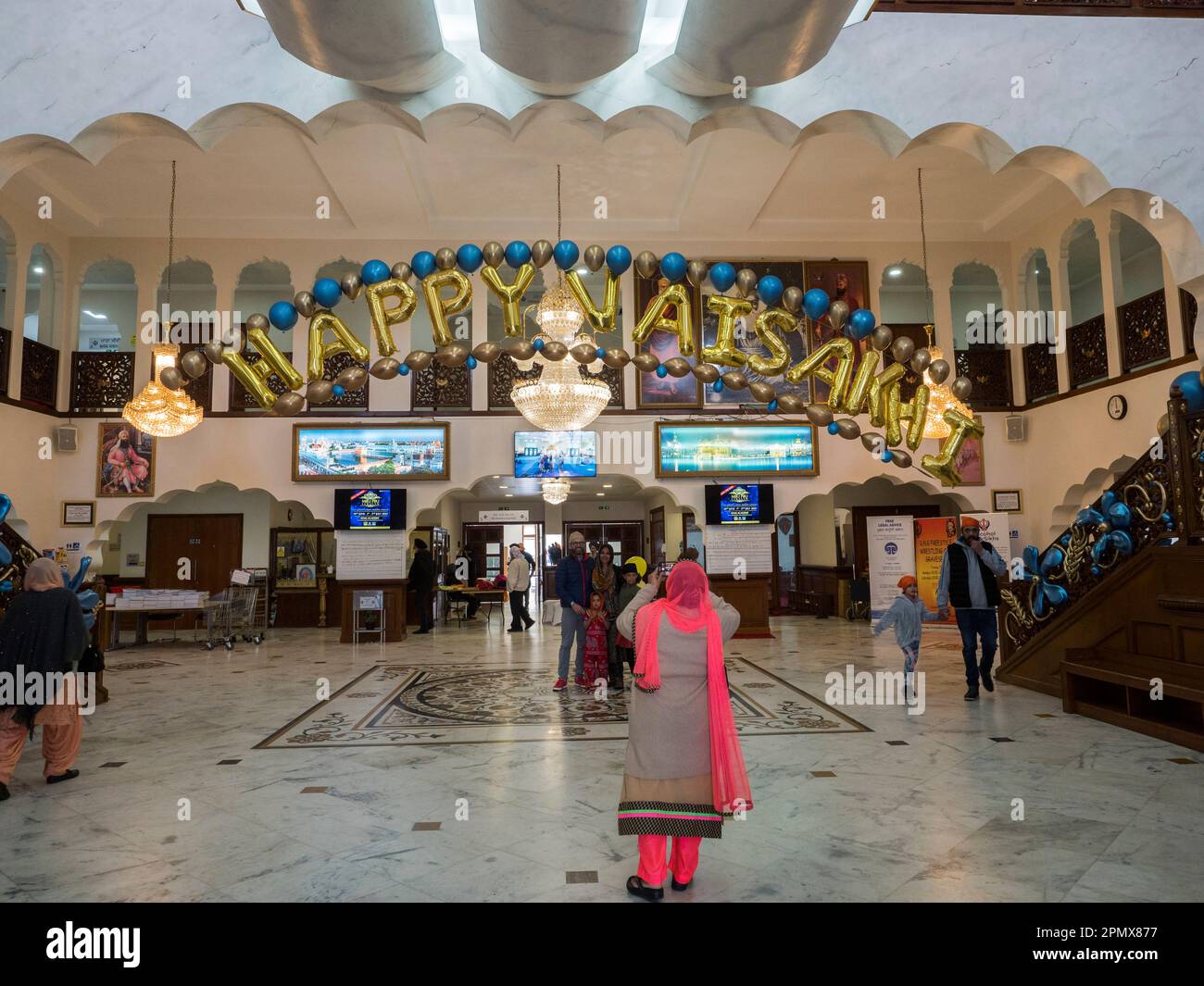 Sikh temple gravesend hi-res stock photography and images - Alamy