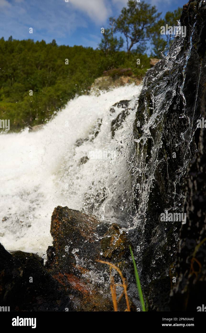 Foaming waterfall hi-res stock photography and images - Alamy