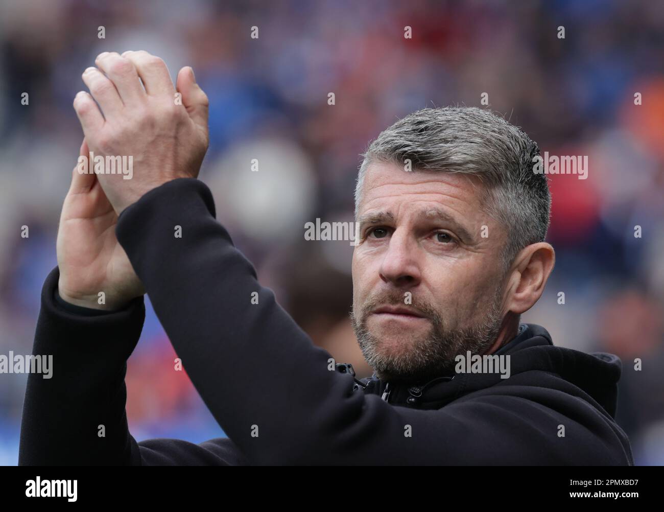 St Mirren manager Stephen Robinson during the cinch Premiership match ...