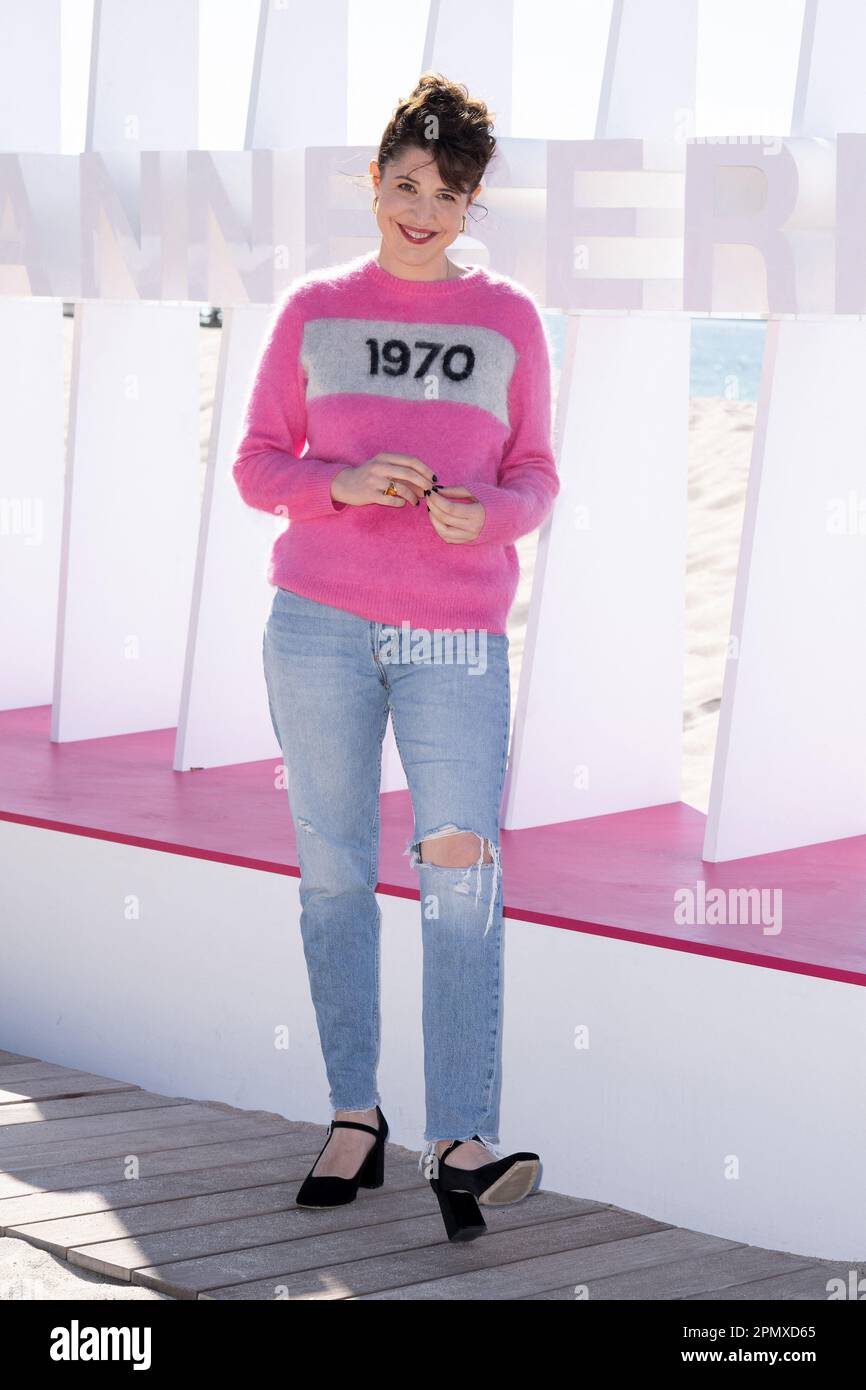 Cannes, France. 15th Apr, 2023. Alice Birch attends the Dead Ringers ...