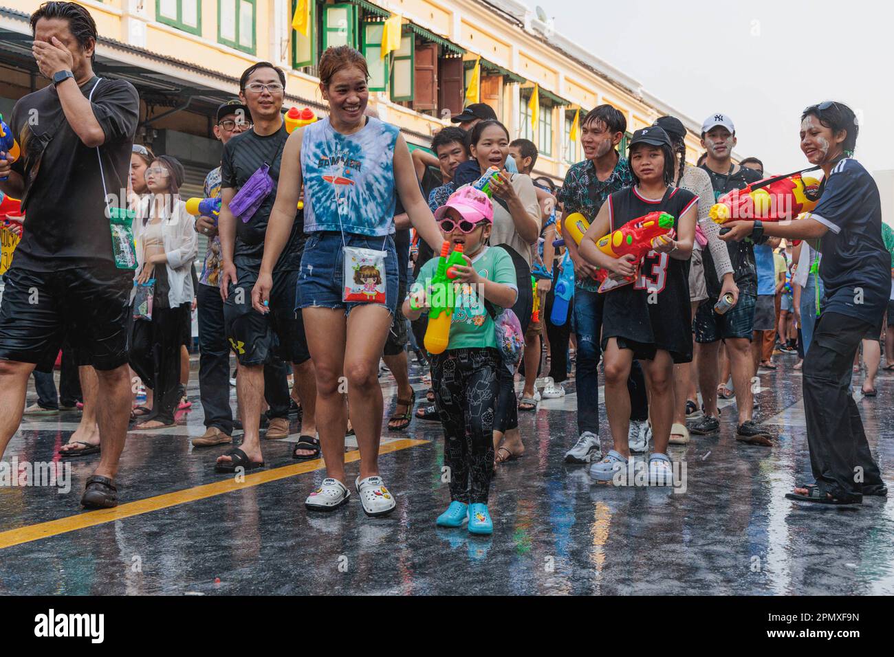 Bangkok Thailand 15th Apr 2023 People Seen In Water Fight During